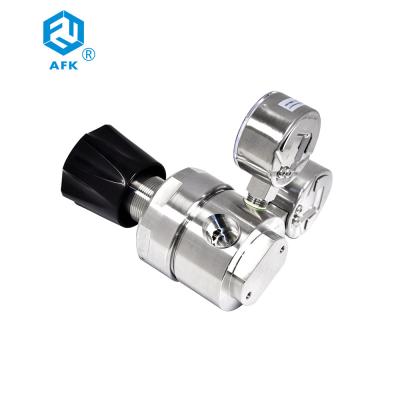 China AFK R12 3000psi Nitrogen Gas Pressure Regulator Hydrogen With Gauge CV 1.0 for sale