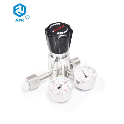 Cina Regolatore di pressione di acciaio inossidabile di AFK 1/4NPT 4000psi ad alta pressione con lo sbocco CGA320 dell'entrata in vendita