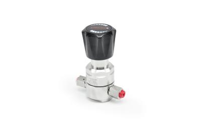 China Laboratory Research Ultra High Purity Gas Regulator 1/4 VCR Connection CV Value 0.09 for sale