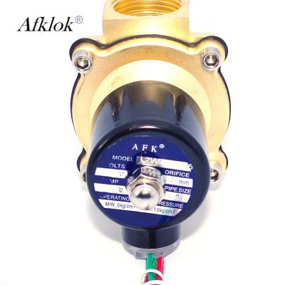 China 2/2 Solenoid Operated Water Valve , 2 Inch Electric Water Valve With NPT Thread for sale