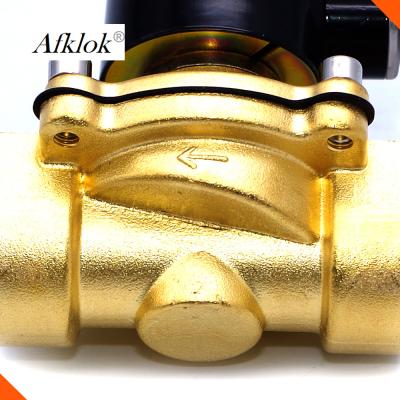 Cina NC che chiude l'elettrovalvola a solenoide 10Bar, 24 valvole di regolazione elettroniche di scorrimento dell'acqua di volt in vendita