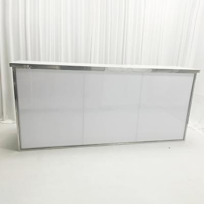 China WENDING Silver & White Modular Wedding Reception Desk – Clean Minimal Sign-in Counter for sale