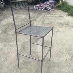 China WENDING Dark Bronze Vintage Iron Art Scrollwork Bar Stool – European Arc Bar Chair for sale