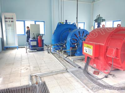 Cina Turbina dell'acqua di Francis dell'attrezzatura di idropotenza piccola con il generatore, valvola, regolatore di velocità in vendita