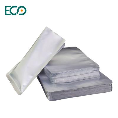 Cina Silver Heat Seal Three Layers Laminated Airtight Mylar Vacuum Aluminum Foil Vacuum Bags in vendita