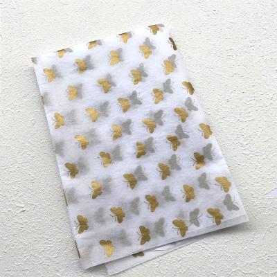 China Thin Golden Butterfly Animal Print Tissue Paper With Metallic Logo Te koop