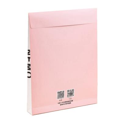 Chine Large Book Clothing Protective Cardboard Envelopes Rigid Hollowed Out Cardboard Envelope à vendre