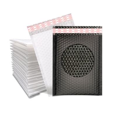 Cina Poly Bubble Mailers 6X10 Inch Padded Envelopes Bulk Bubble Lined Wrap Polymailer Bags for Shipping Packaging Mailing Self Seal in vendita