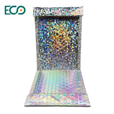 Cina Custom Design High Quality Metallic Padded Envelopes  Gloss Shiny Hot Pink Long Bubble Mailer for Eyelashes in vendita