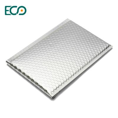 Cina Silver Matte Packaging Shipping Poly Bubble Mailer for Clothing in vendita