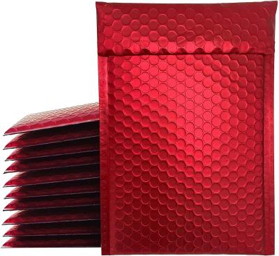 Cina Red Bubble Mailing Bags Self Seal Recycled Christmas Bubble Mailers in vendita