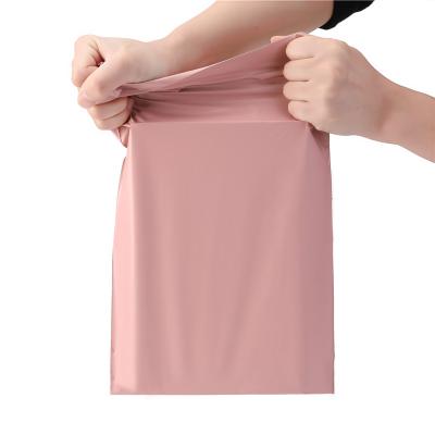 Cina Design Custom Logo White Clothing Shipping Courier Packaging Express Bag Mailing Bags Poly Mailer With Handles in vendita
