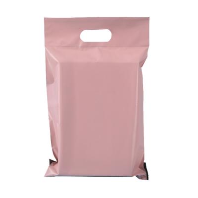 Cina Pink Poly Mailing Bag For Clothing Shipping Courier Packaging With Handles in vendita