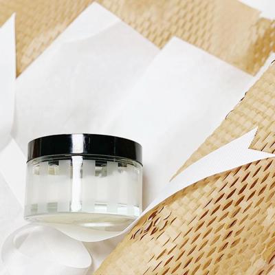 Κίνα 50cm Width 100m Length Biodegradable Packaging Honeycomb Paper Wrap Sheet For Cosmetics προς πώληση