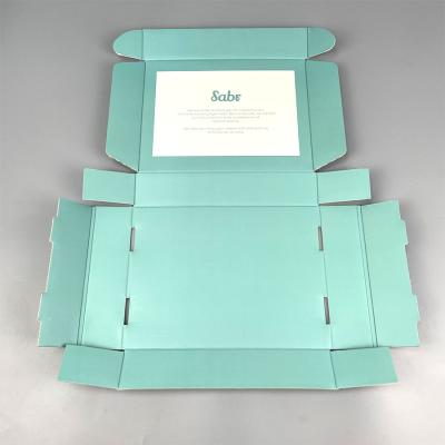 中国 Personalized Green Recycled Shipping Boxes Custom Logo Skincare Mailer Box For Clothing Makeup 販売のため