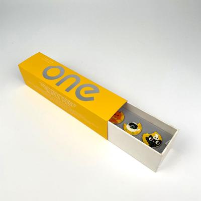 China Eco Friendly Cardboard Custom Brand Draw Style Paper Fashion Gift Package Box Draw Box Te koop