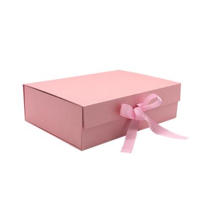 Cina Wholesale Custom Printed Handmade Luxury Rigid Paper Cardboard Orange Simple Empty Magnetic Closure Gift Box in vendita