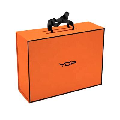 China Ready To Ship Orange Large Magnetic Rigid Box For Gift Packaging With Ribbon Handle Te koop