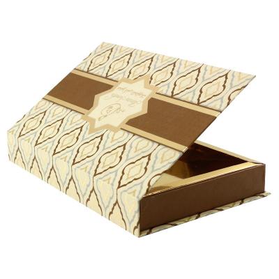 China Shiny Metallic Gold Logo Rigid Gift Box UV Printing Rigid Magnetic Folding Gift Box for sale