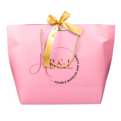 Cina Eco Friendly Gift Packing Paper Bag Jewelry Packaging Luxury Paper Bag With Handle in vendita