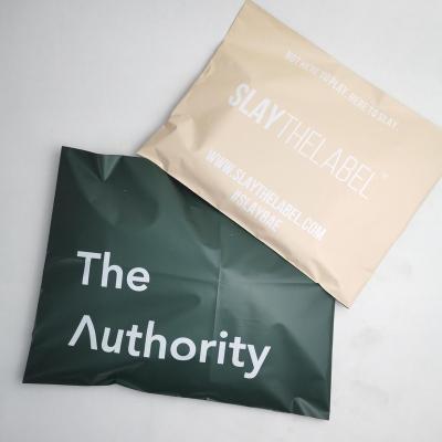 Cina Green Pla Cornstarch Biodegradable Clothing Eco Friendly Compostable Mailing Bag For Shipping in vendita