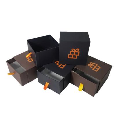 Cina Recycled Rigid Gift Box Boutique Simple Black Slide Corrugated Drawer Box With Logo in vendita