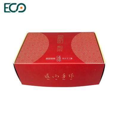 Cina Red Recycled Custom Logo Food Grade Cardboard Paper Materials Shipping Boxes Box For Pizza Cake in vendita