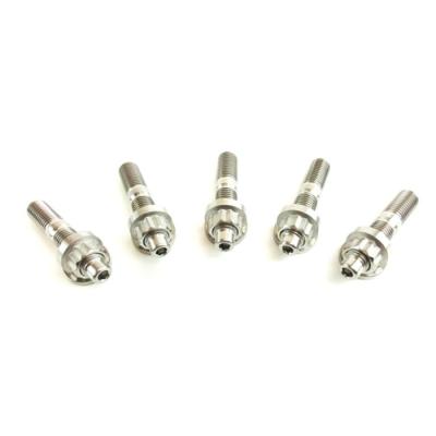 China Processando o parafuso personalizado do parafuso prisioneiro do titânio de Gr5 M8x1.25x45 para os auto motores à venda