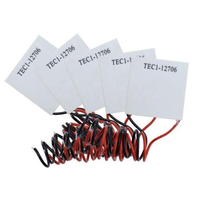 Cina TEC1-12706 dispositivo di raffreddamento termoelettrico Peltier 12V nuovo di refrigerazione a semiconduttore in vendita