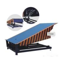 China Efficiently Load Unload Hydraulic Dock Leveler For Loading Docks for sale