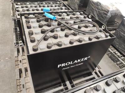 中国 高性能 再充電可能な鉛酸フォークリフト トラクションバッテリー 48v 5PZS625 販売のため