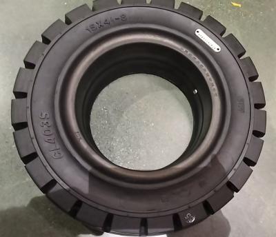 China Durable Anti-slip 125/75-8 Tires quick system Solid Tires for Forklifts for sale
