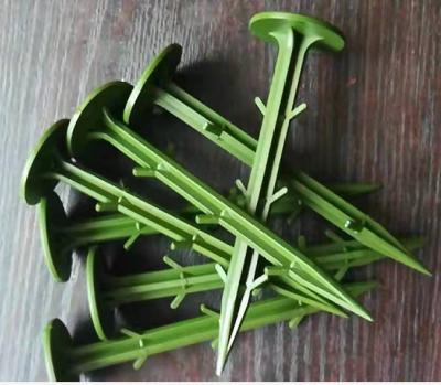 China green plastic garden pins securing pegs L12 cm UV stabilised and rot proof weed control fabric netting for sale