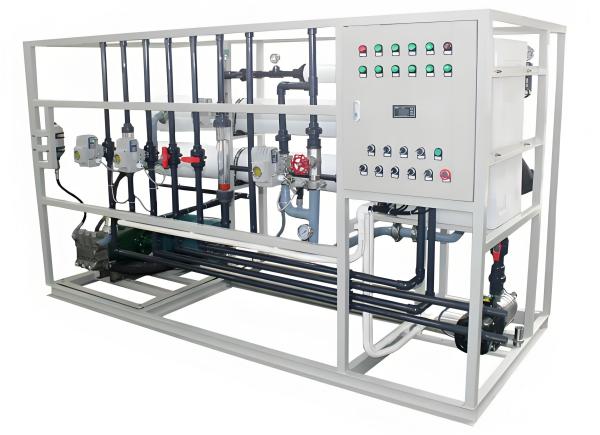 Quality Siemens S7 PLC Controlled Ocean Water Desalination Machine 100 To 1000 M3/Day for sale