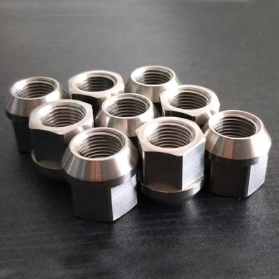Cina Aletta di titanio M12x1.25 M12x1.5 M14x1.5 M14x1.25 dell'estremità aperta GR5 con il rivestimento di PVD in vendita