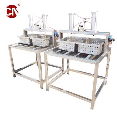 Cina Servizio post-vendita Macchine automatiche di produzione di formaggio per la lavorazione dei latticini da 500 l in vendita