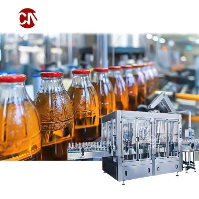 China Instalação de processamento de água Equipamento automático de sumo de frutas / Linha de produção de água potável à venda
