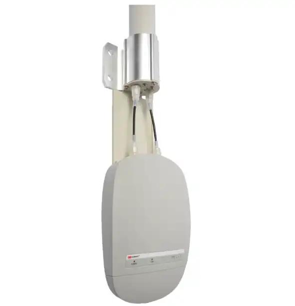 AMO-5G10 antenna installation example