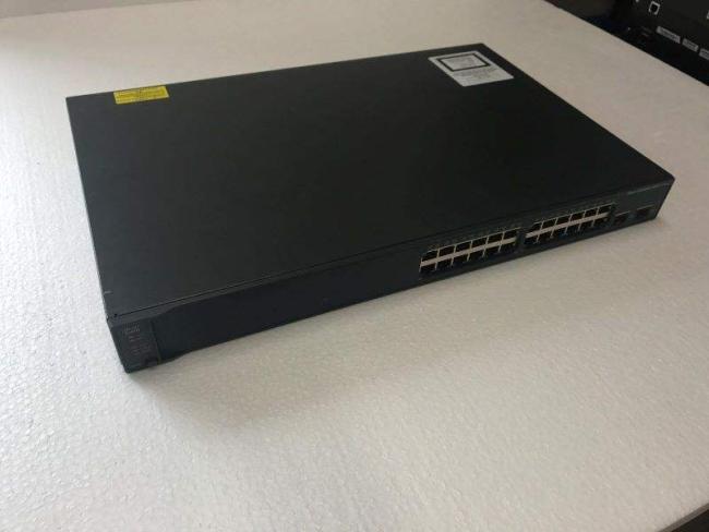 WS-C3560V2-24TS-E Switch side view