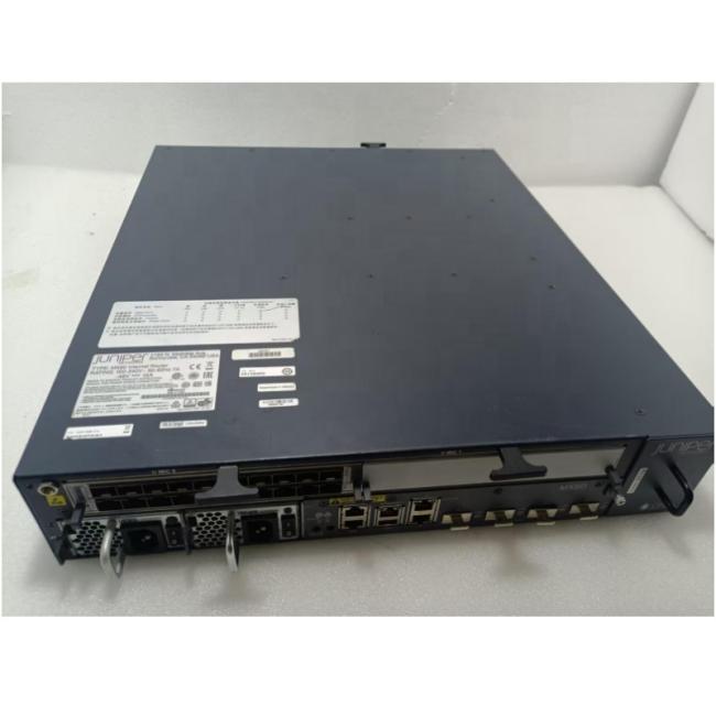 Juni-per MX80 Chassis front view