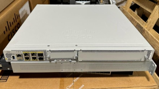 C8300 Series Enterprise Router technical diagram