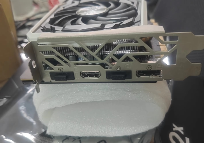 GTX1660TI Graphics Card interface ports