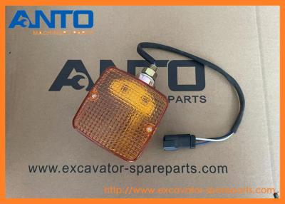 Cina 424-06-43221 4240643221 Lampada KOMATSU Ricambi per escavatori per WA150-6 in vendita