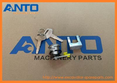 中国 2A5-53-12710 2A55312710 ロック KOMATSU PC450LC-8 PC490LC-10のための掘削機のスペアパーツ 販売のため