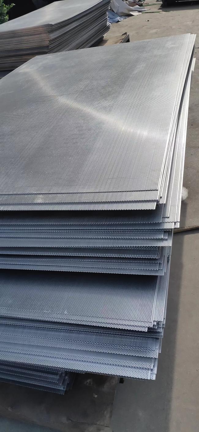 Q235 Decorative Mild Steel Metal Perforated Mesh Sheet with Various Hole