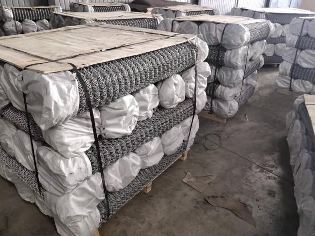 10 Gauge Green 2in openning galvanized Chain Link Fence For Baseball Fields
