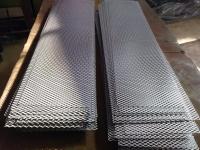 China Diamond-Shaped Stretched Small Hole Galvanized Expanded Metal Mesh for sale