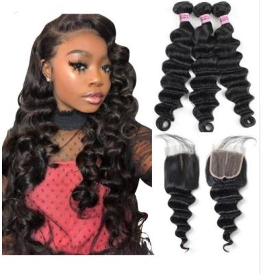 Cina Capelli vergini Wave profondo sciolto 3/4 pacchi del brasiliano molle di 100% con chiusure 4 x 4 in vendita