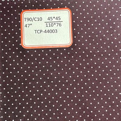 China Tecido TC de padrão personalizado 90/10 45X45 110X76 1/1 44' Tecido misturado for sale