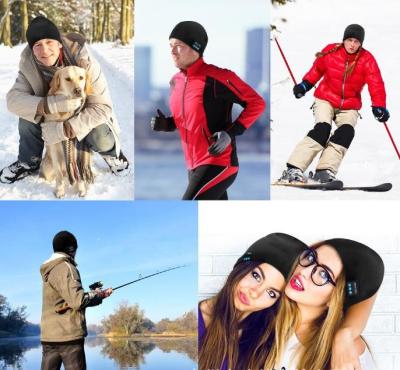 Cina Beanie di Bluetooth per il cappello di Bluetooth degli uomini, i regali degli uomini, regali di tecnologia di Natale di Beanie Hat Black Headphones Unique delle donne in vendita
